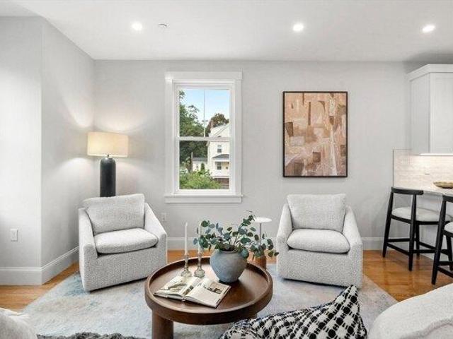 condo with 2 bedroom, Boston MA ES105106657