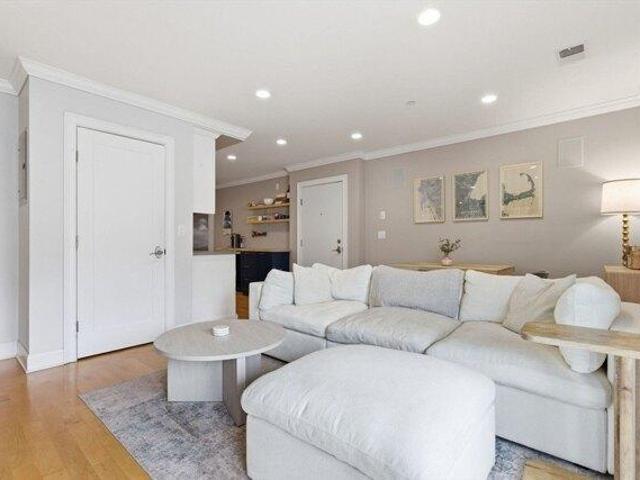 condo with 2 bedroom, Boston MA ES105107006