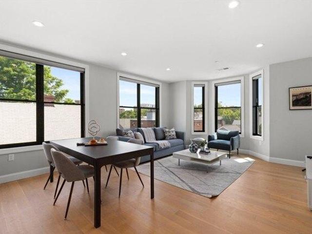 condo with 2 bedroom, Boston MA ES105116086