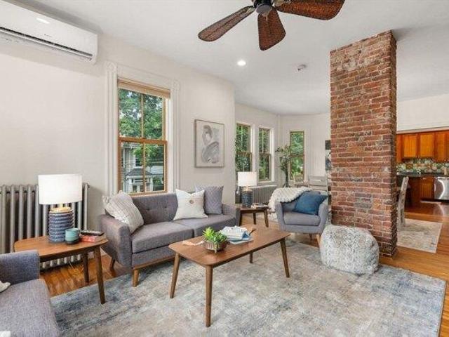 condo with 2 bedroom, Boston MA ES105230371