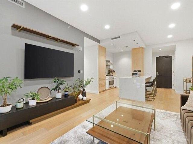 condo with 2 bedroom, Boston MA ES105384500