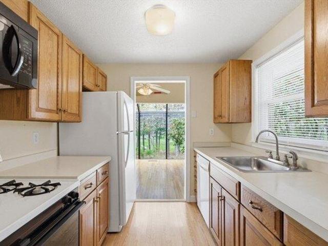condo with 2 bedroom, Bourne MA DS102410762