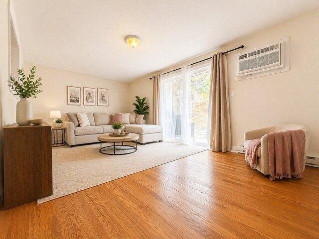 condo with 2 bedroom, Bourne MA DS102370734