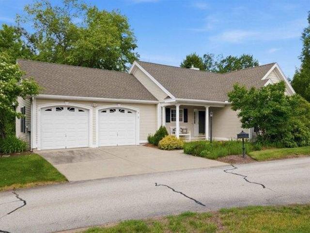 condo with 2 bedroom, Bow NH DS103438015