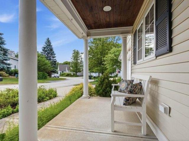 condo with 2 bedroom, Bow NH ES103438015