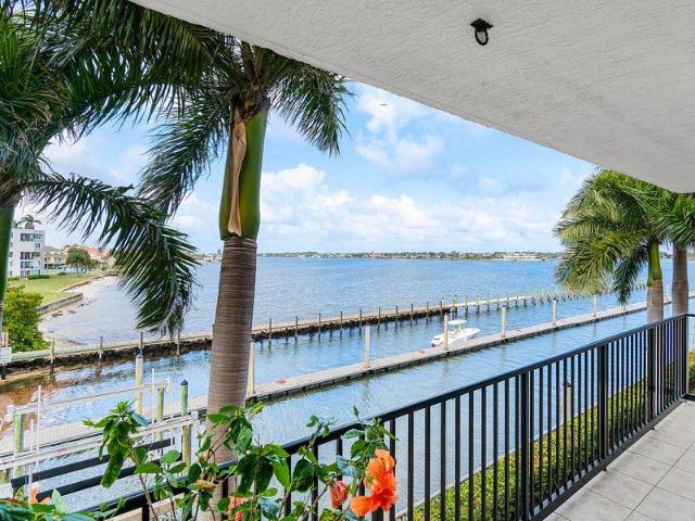 condo with 2 bedroom, Boynton Beach FL DLS101012158