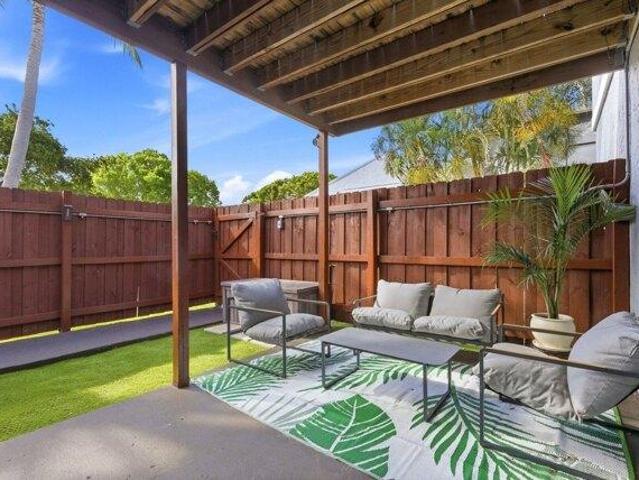 condo with 2 bedroom, Boynton Beach FL ES104898487