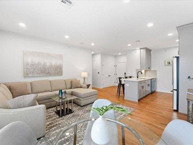 condo with 2 bedroom, Bloomfield NJ ES104567482