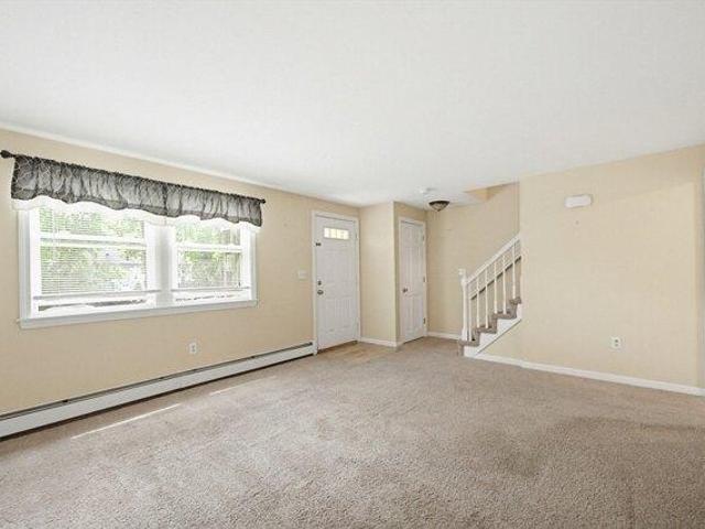 condo with 2 bedroom, Blackstone MA ES104515326