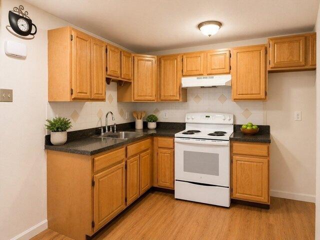 condo with 2 bedroom, Brockton MA ES104760035