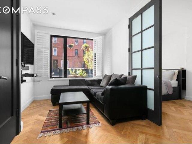 condo with 2 bedroom, Brooklyn NY DLS101780330