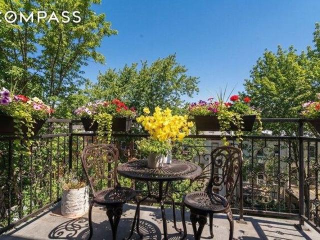 condo with 2 bedroom, Brooklyn NY DLS101781235
