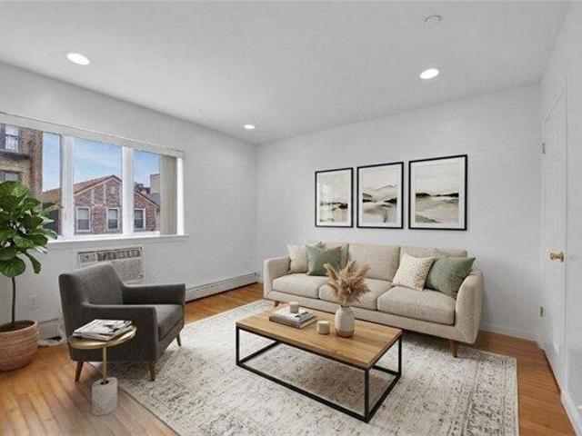 condo with 2 bedroom, Brooklyn NY DLS101801996