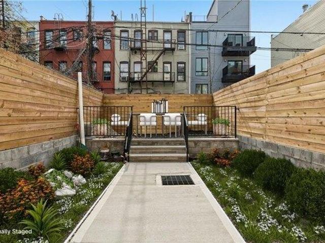 condo with 2 bedroom, Brooklyn NY DS103602262