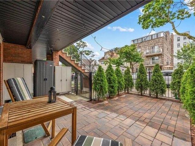 condo with 2 bedroom, Brooklyn NY DS103624332