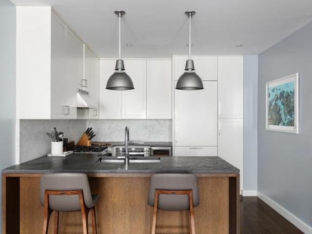 condo with 2 bedroom, Brooklyn NY ES103493459