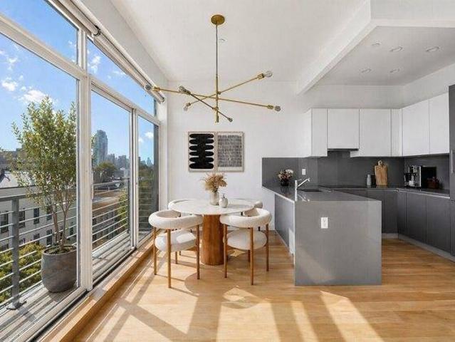 condo with 2 bedroom, Brooklyn NY ES105204784