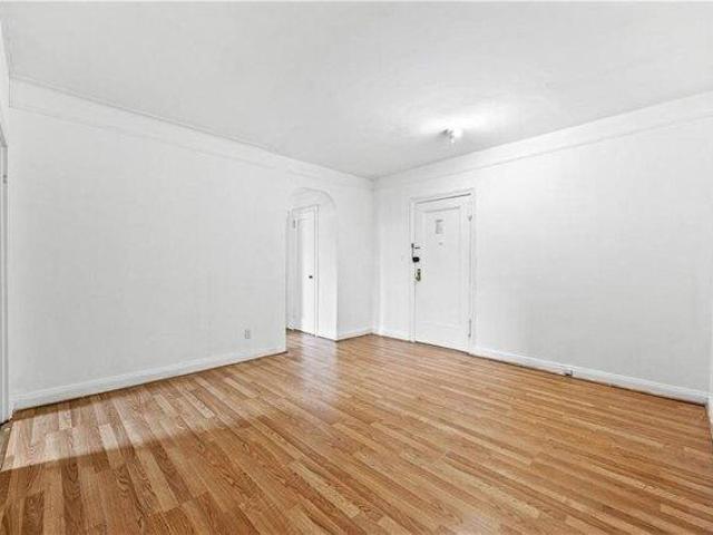 condo with 2 bedroom, Brooklyn NY ES105204707
