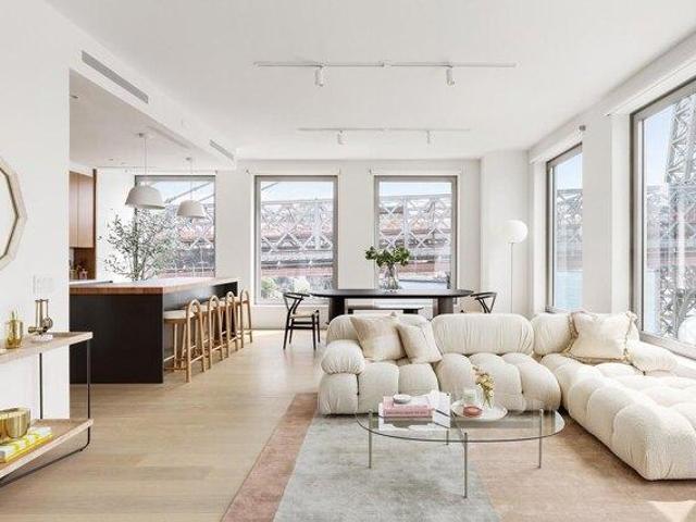 condo with 2 bedroom, Brooklyn NY ES105204912