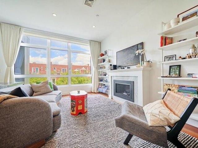 condo with 2 bedroom, Brooklyn NY ES105207437
