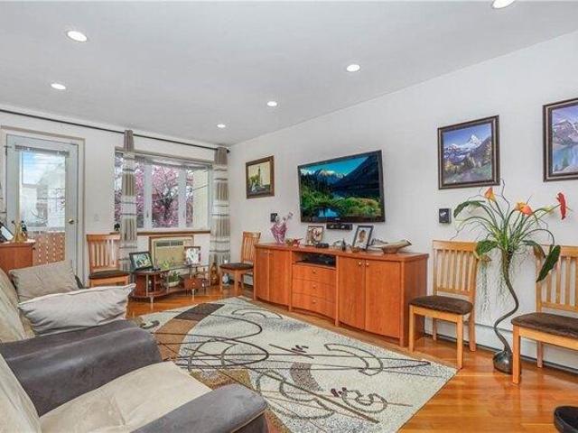 condo with 2 bedroom, Brooklyn NY ES88169782