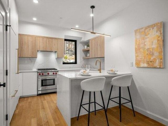 condo with 2 bedroom, Brookline MA DLS102727633