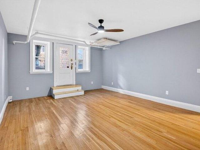 condo with 2 bedroom, Brookline MA DS102000275