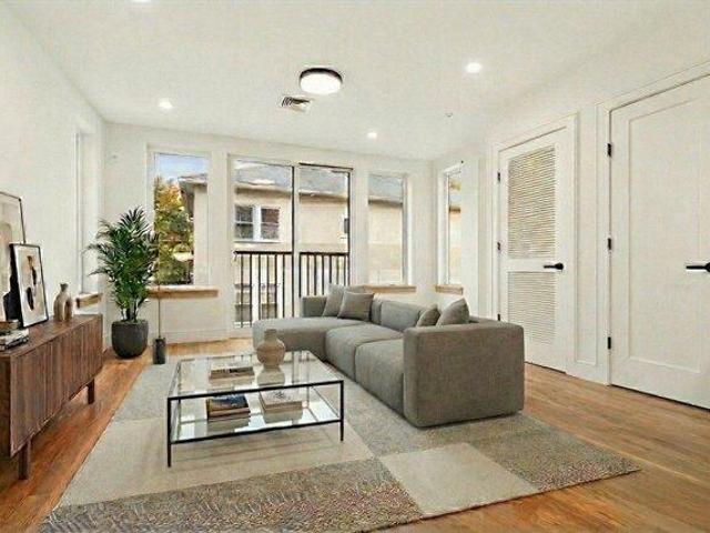 condo with 2 bedroom, Brookline MA DS102215917