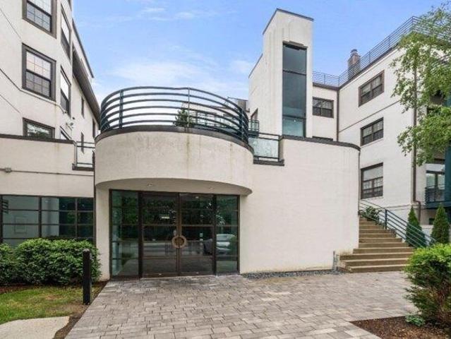 condo with 2 bedroom, Brookline MA DS103434347