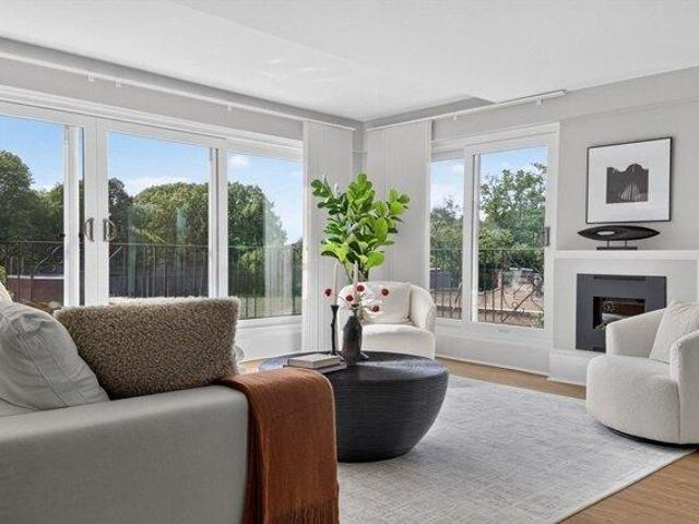 condo with 2 bedroom, Brookline MA DS104233035