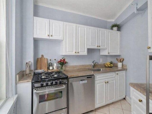 condo with 2 bedroom, Brookline MA ES103495670