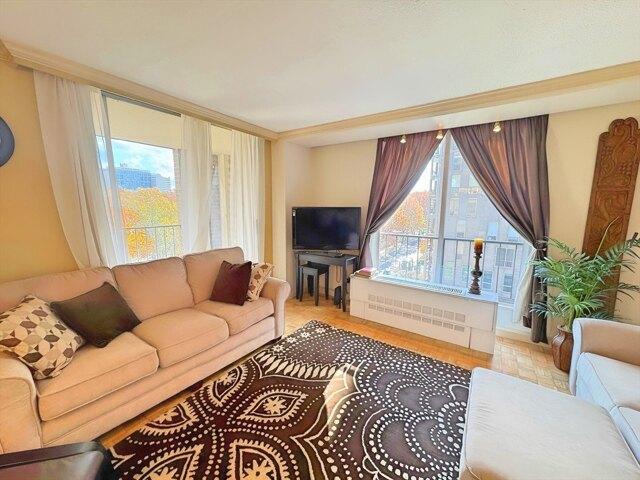 condo with 2 bedroom, Brookline MA ES103187090