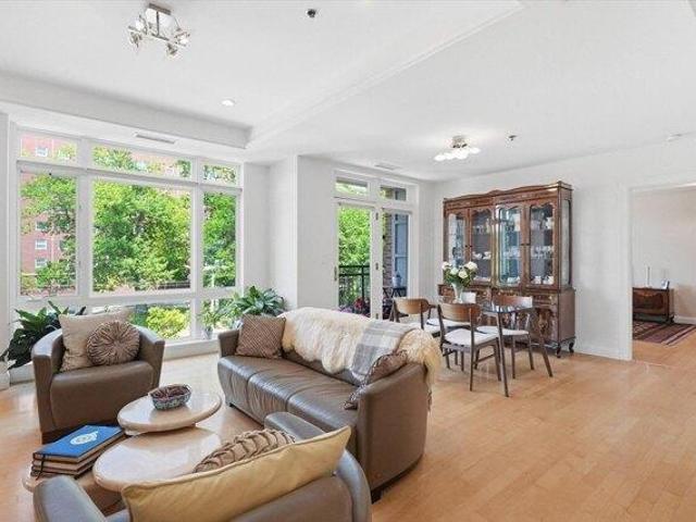 condo with 2 bedroom, Brookline MA ES103222383