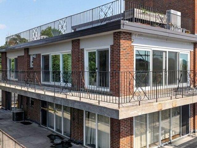 condo with 2 bedroom, Brookline MA ES104233035