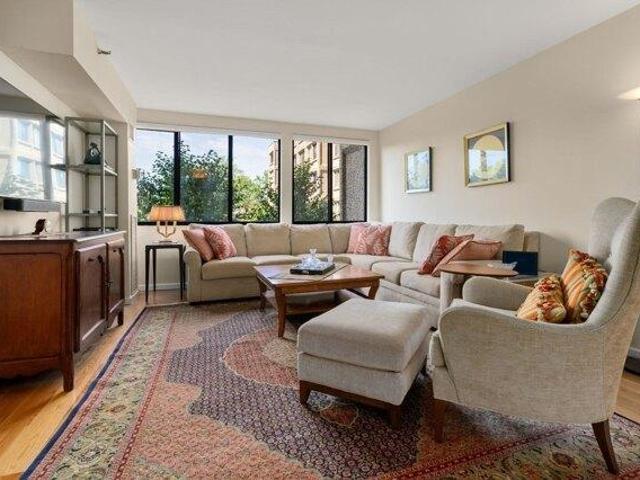 condo with 2 bedroom, Brookline MA ES105404744