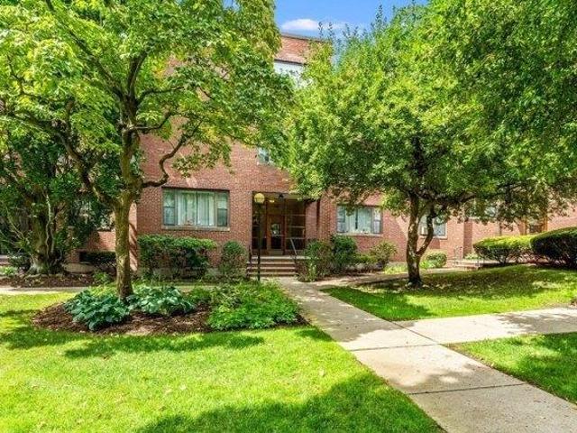 condo with 2 bedroom, Brookline MA ES105423660