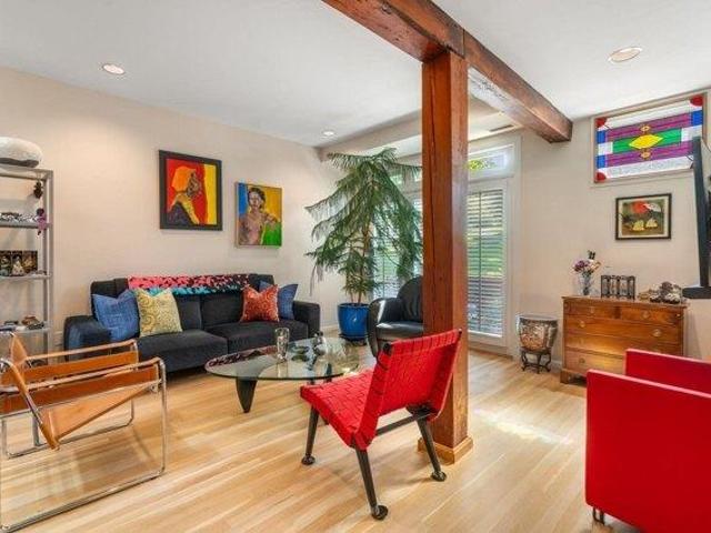 condo with 2 bedroom, Brookline MA ES105425617