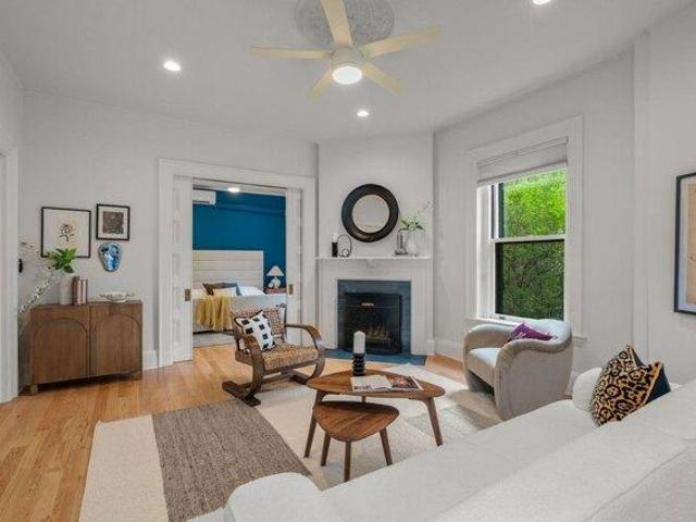 condo with 2 bedroom, Brookline MA ES105513206