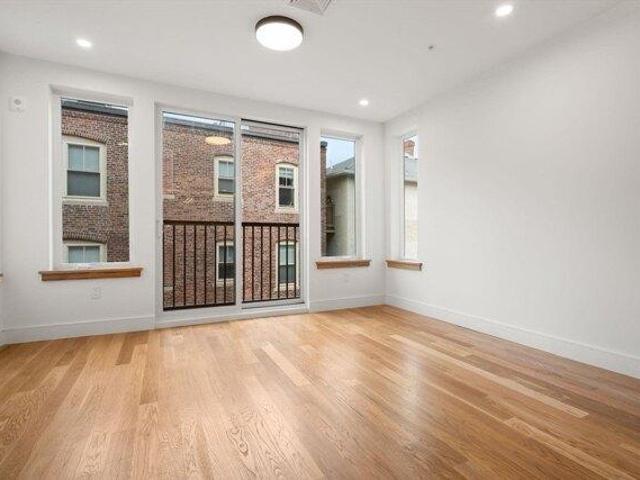 condo with 2 bedroom, Brookline MA ES105059368