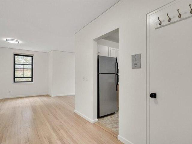 condo with 2 bedroom, Brookline MA ES105060328