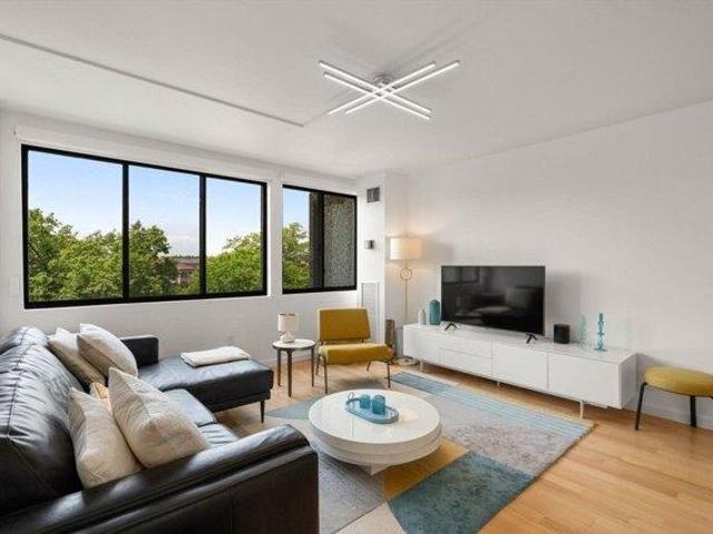 condo with 2 bedroom, Brookline MA ES105080454