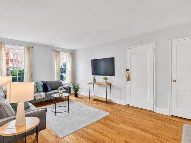 condo with 2 bedroom, Brookline MA ES105095189