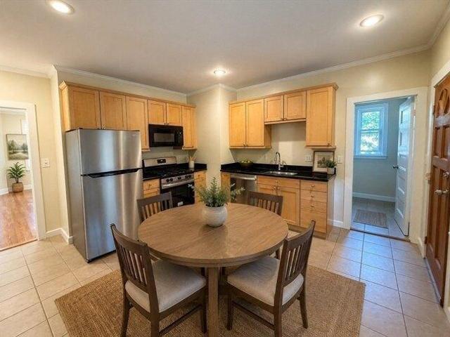 condo with 2 bedroom, Brookline MA ES105105436