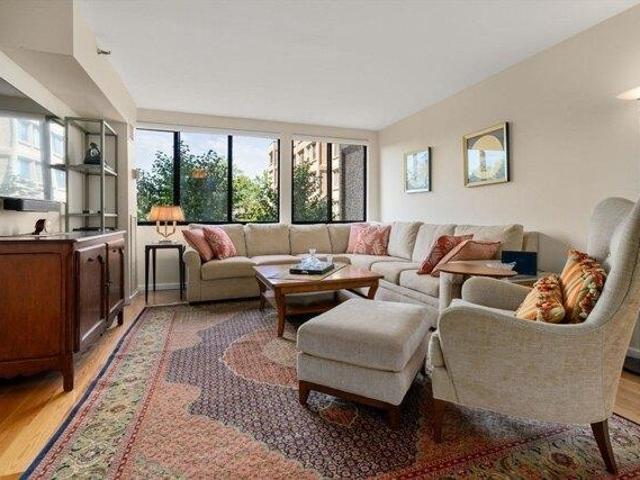 condo with 2 bedroom, Brookline MA ES105203937