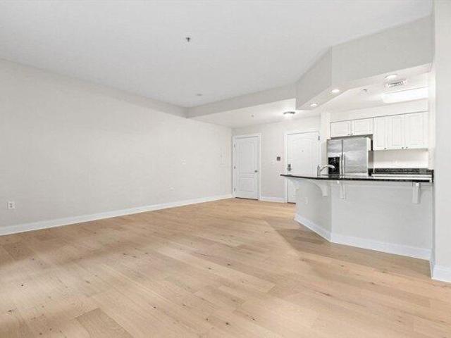 condo with 2 bedroom, Braintree MA ES103073999
