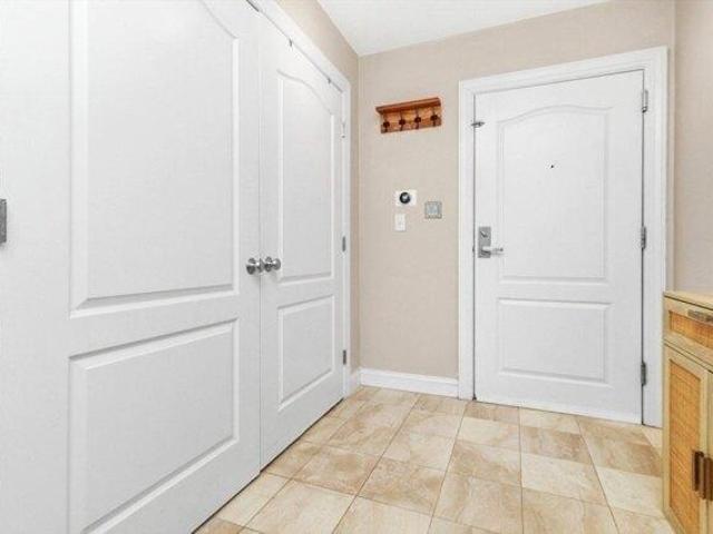 condo with 2 bedroom, Braintree MA ES103249416