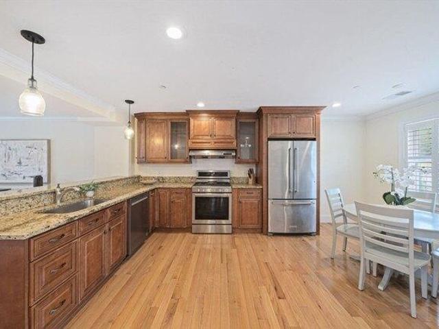 condo with 2 bedroom, Braintree MA ES104295560