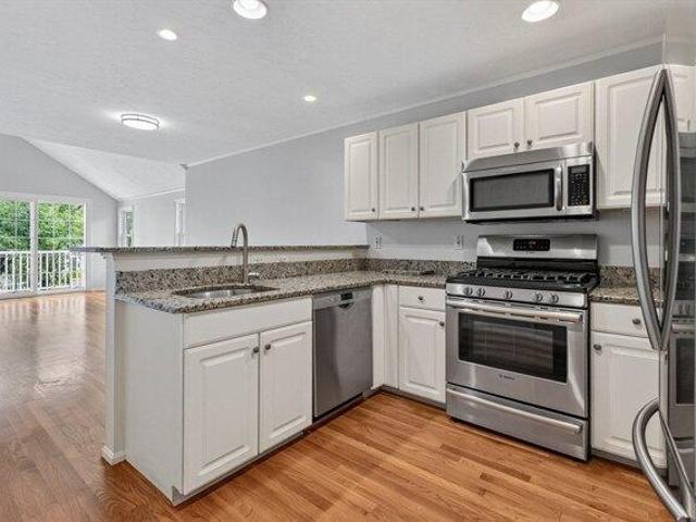 condo with 2 bedroom, Braintree MA ES105059556