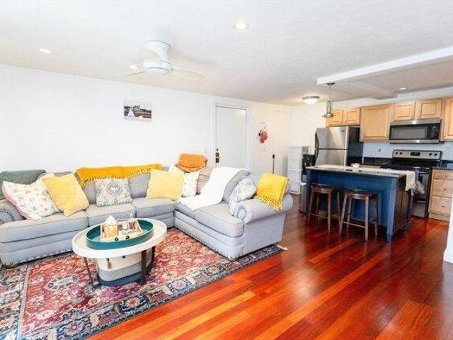 condo with 2 bedroom, Braintree MA ES105080824