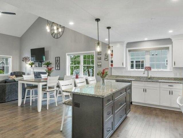 condo with 2 bedroom, Brentwood NH ES104190062